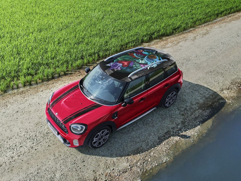 The Malaysia-only MINI Countryman Roof Art Edition
