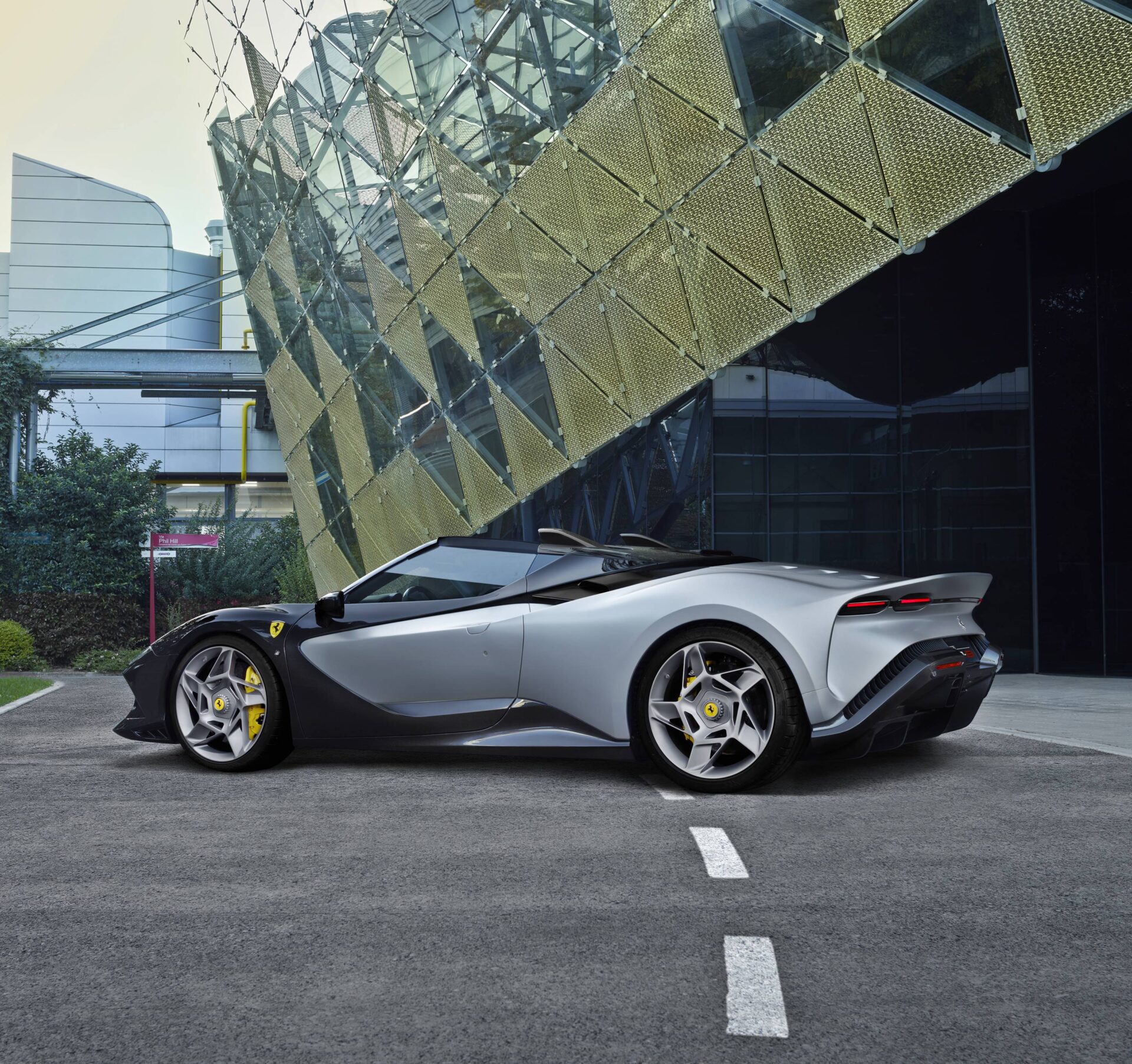 Ferrari SP-8 'One-Off' derived from F8 Spider