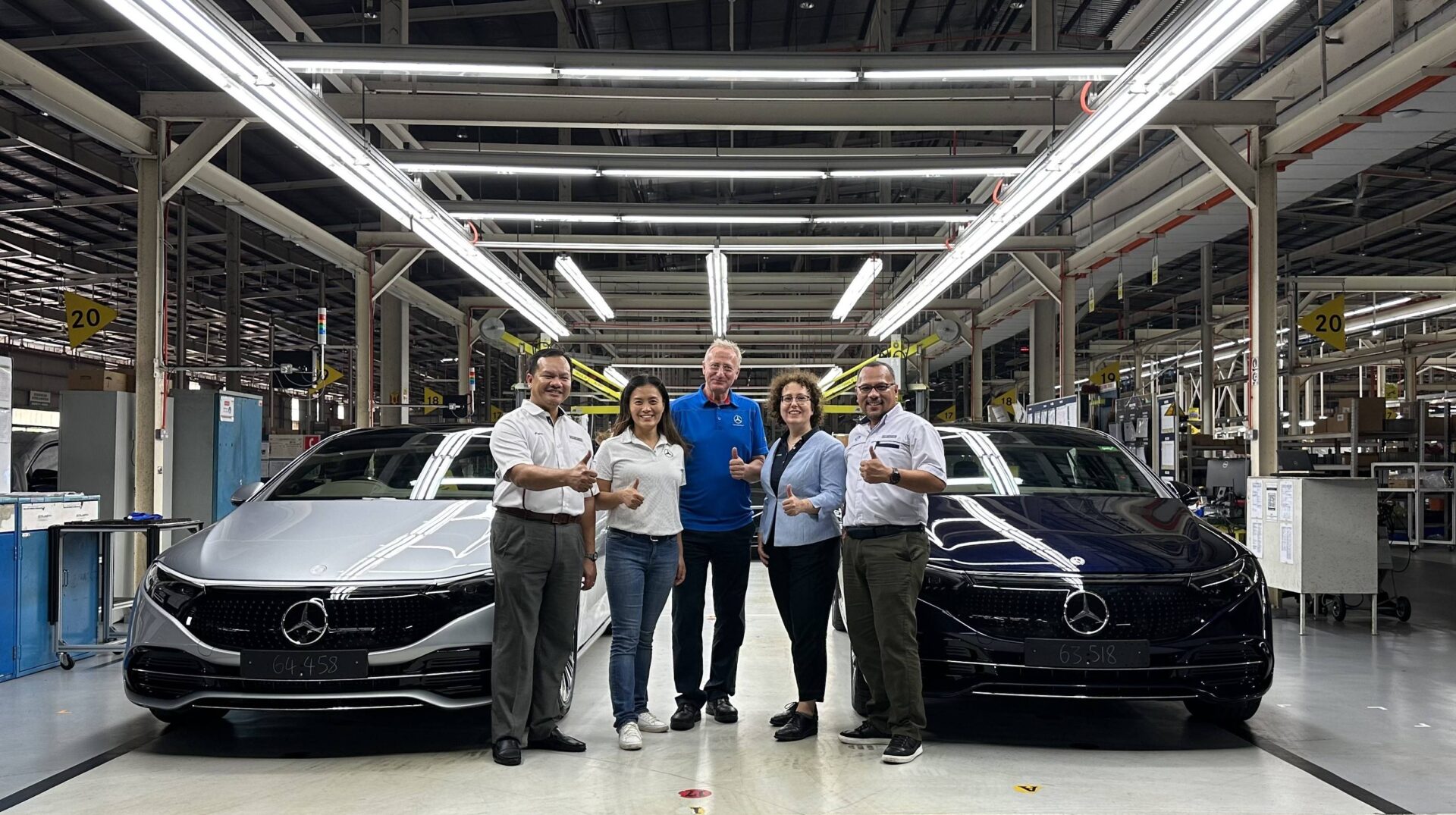 100,000th Mercedes-Benz passenger car assembled