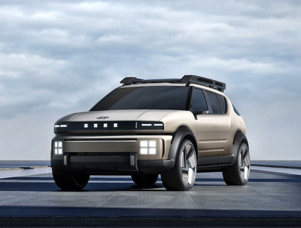 Hyundai INITIUM concept previews new FCEV model
