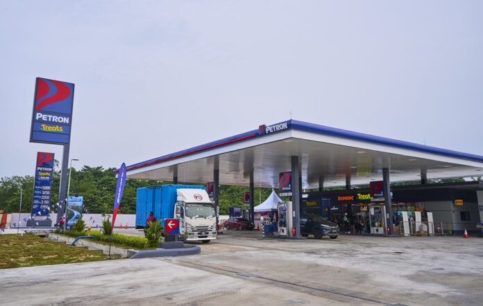 Petron opens 800th service station in Malaysia